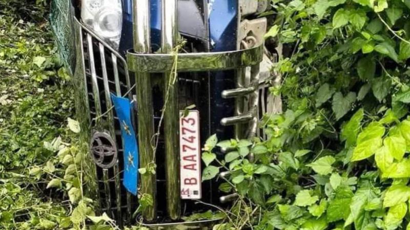 Headline Nepal : Online News Portal | AIG Mukunda Raj Acharya In A Car ...